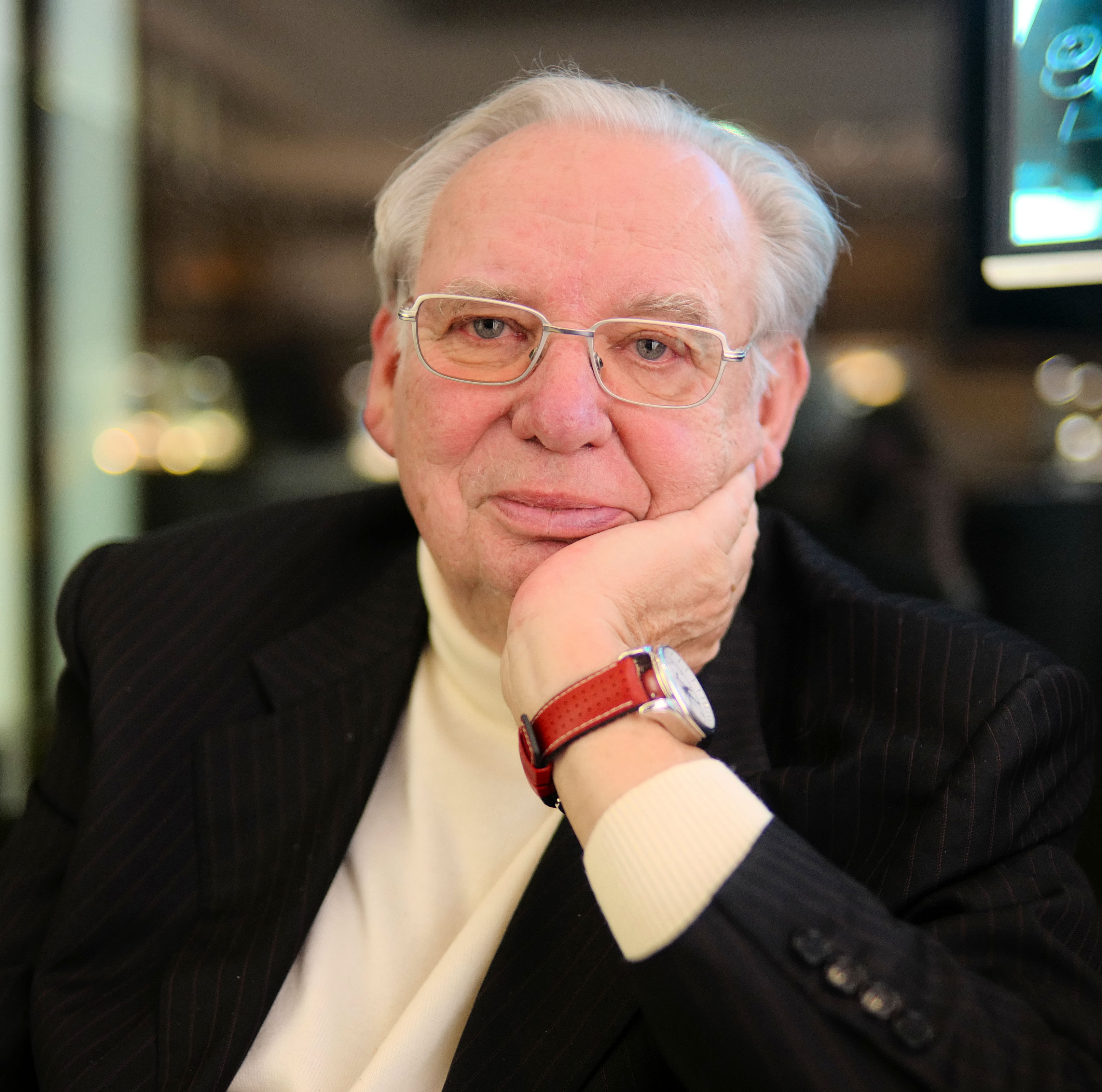 Ulrich Rohde, N1UL, Wins Prestigious W.G. Cady Award