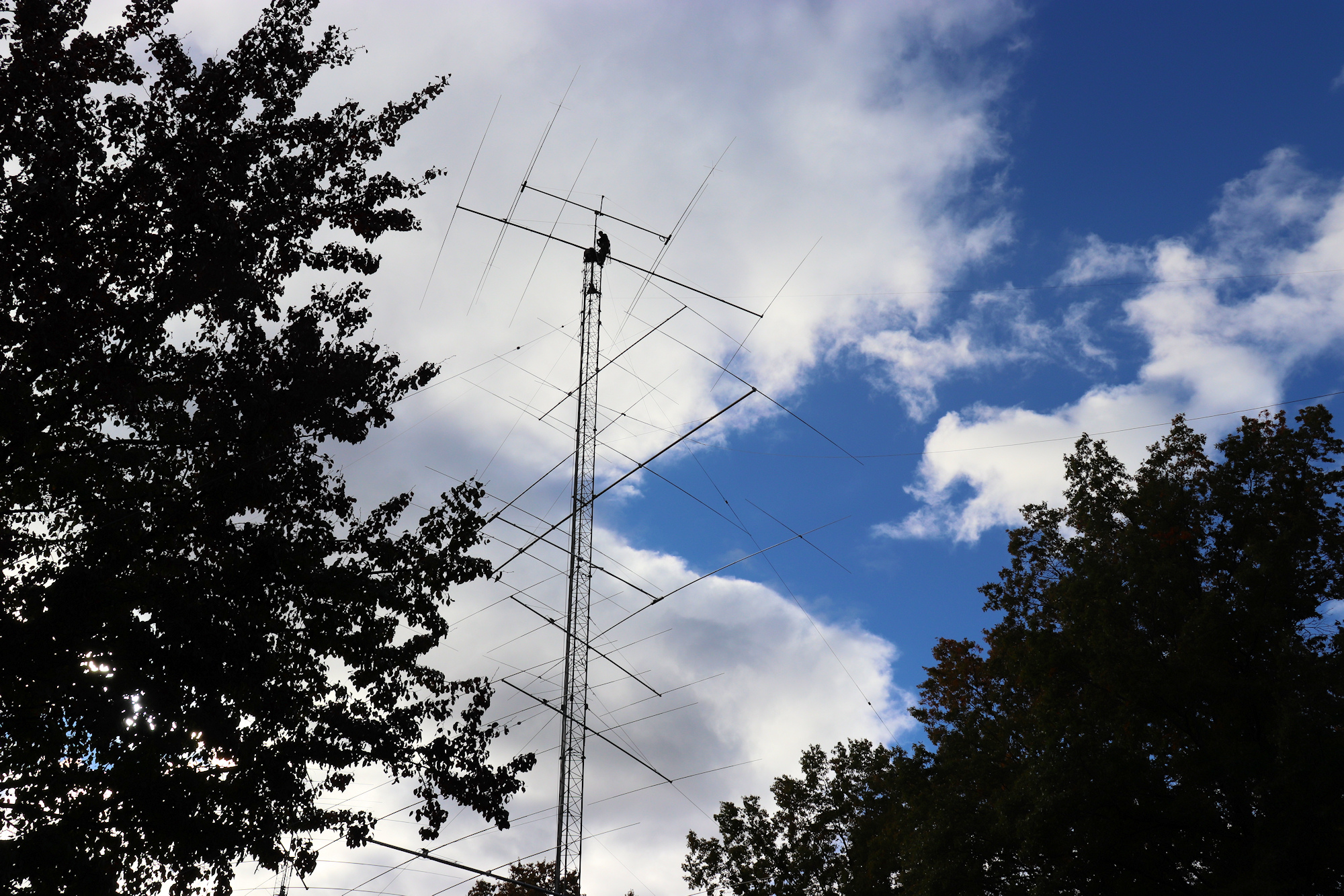 JK Antennas Donates 40-Meter Yagi to W1AW